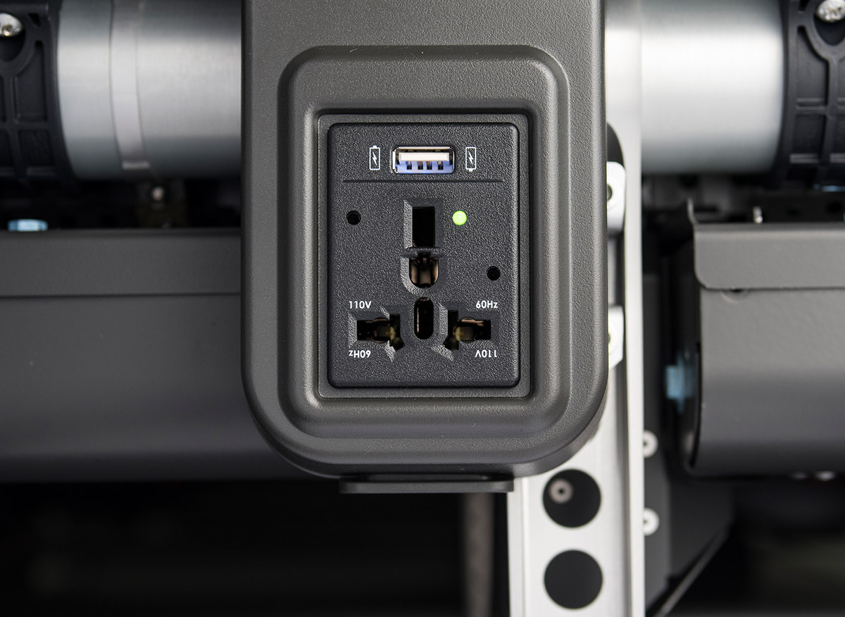 EVA Air's Brand-New Boeing 787-9 Aircraft: Three-Class Configuration